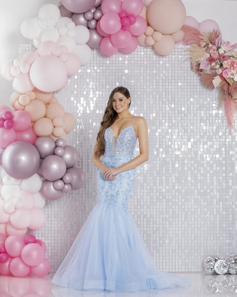 Tiffany's Prom/Evening Wear - Cinderella Ball Gowns and Beauty