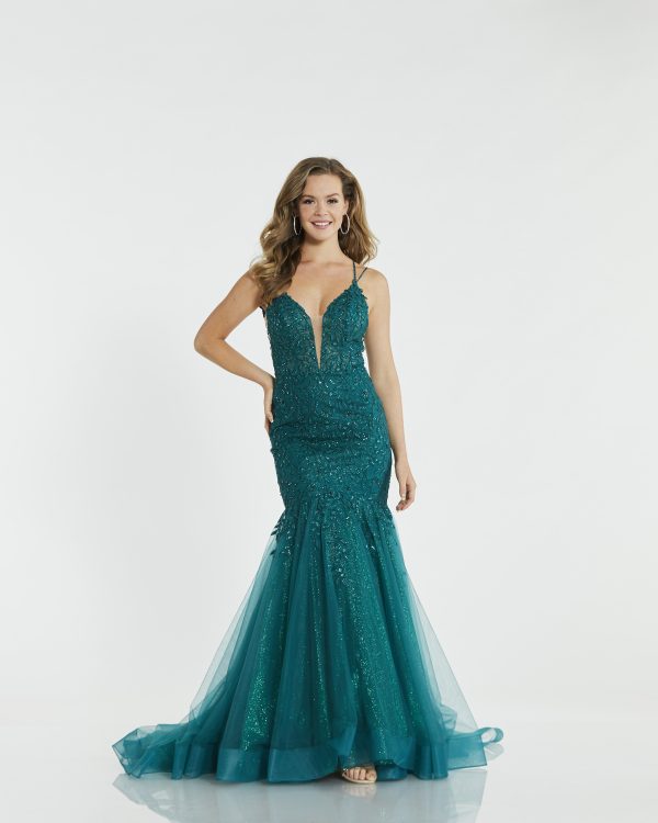Tiffany's Prom/Evening Wear - Cinderella Ball Gowns and Beauty
