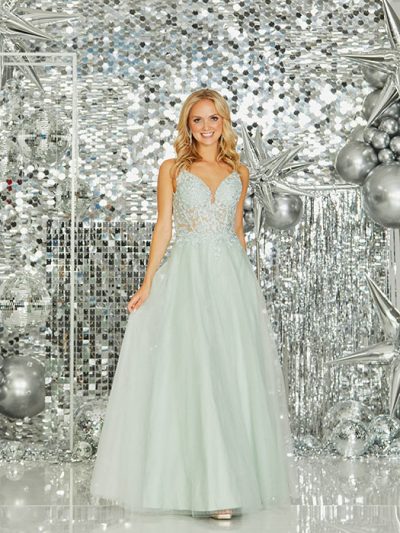 Tiffany's Prom/Evening Wear - Cinderella Ball Gowns & Beauty